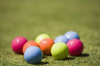 White Or Yellow Golf Balls? (Best Visibility Color Guide)