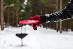 How Much Do Disc Golf Pros Make? (Earnings May Surprise You)