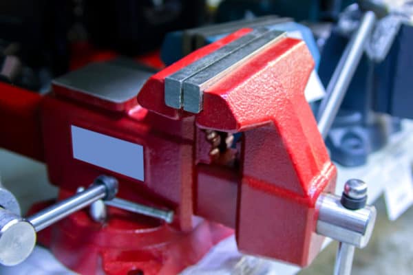 How To Cut A Graphite Golf Shaft (Step-By-Step)